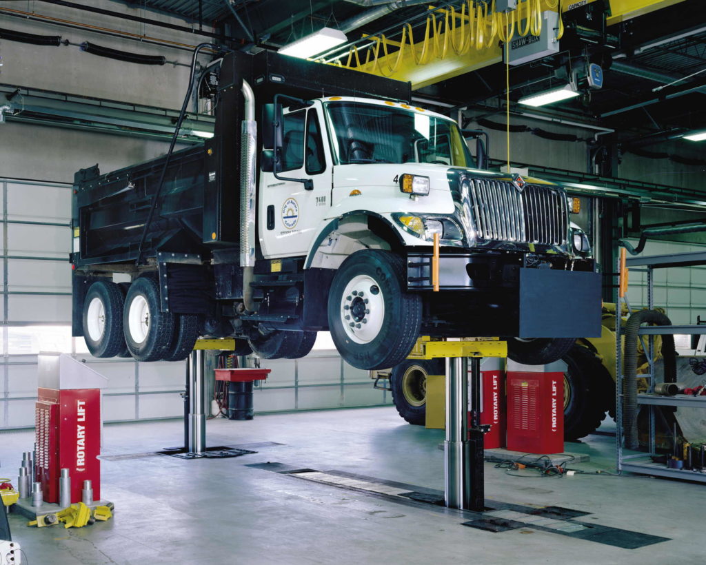 Lifts and Hoists - Heavy Duty Shop Equipment